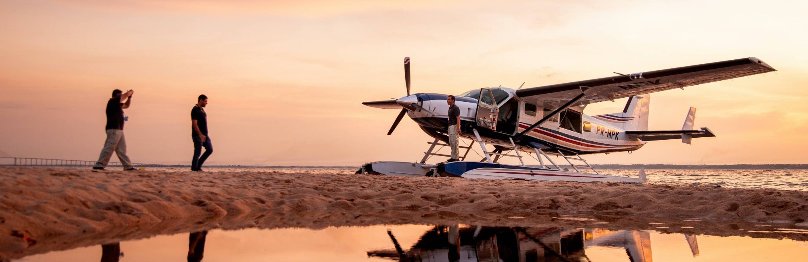 Everything you need to know about electric planes. They exist, they fly ...